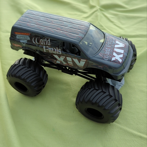 Hot Wheels Monster Trucks | Accessories | Hot Wheels Monster Jam 22 ...